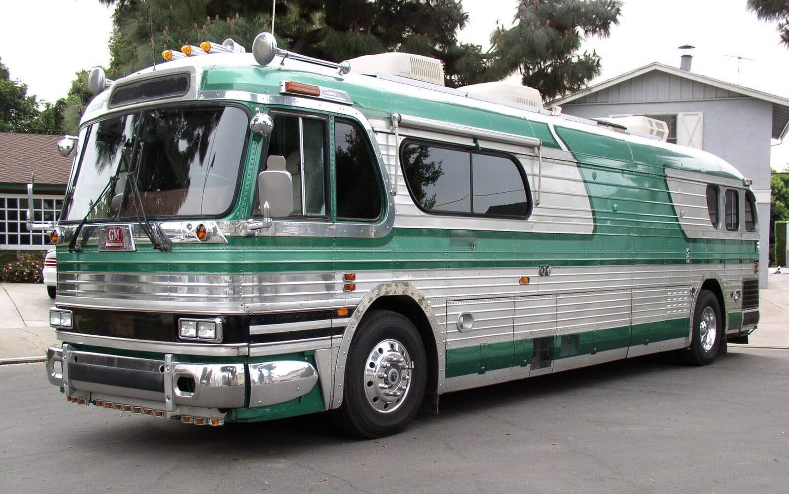 BCM Classifieds - Bus Conversion Magazine