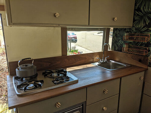 Sweet Bea - The Bus Life Kitchen – A 2001 Chevrolet 3500 Van Front Mid ...