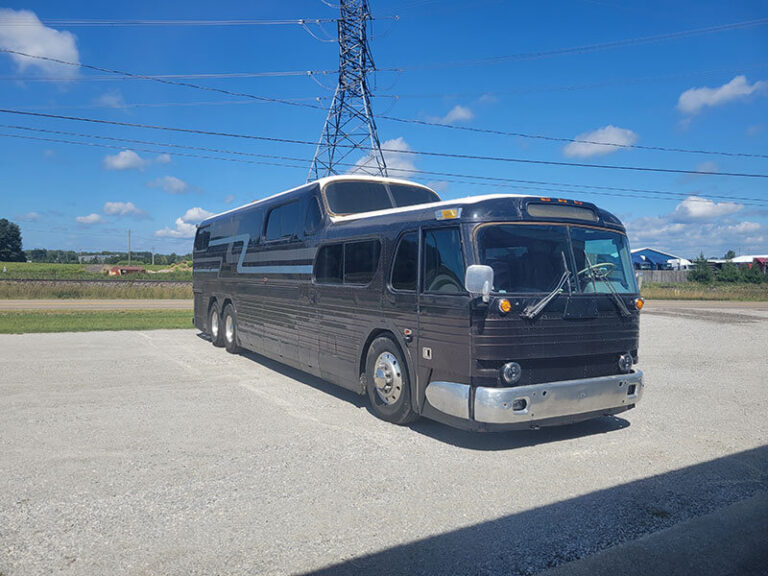 Bus For Sale - 1956 GM PD4501 Scenicruiser